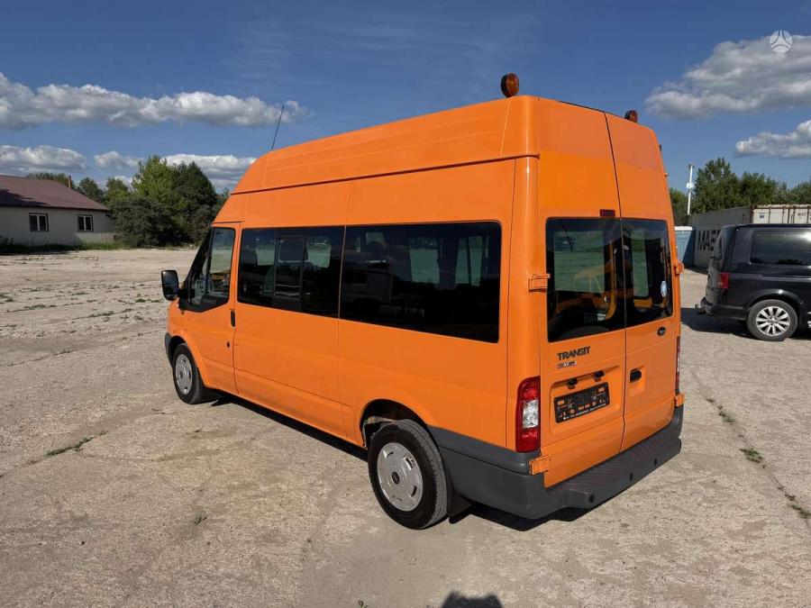 Orange Ford Transit 2012 in Kelme, with an engine capacity of 2.20 L and mileage of 182 thousand km for 7600 €, photo 6 on AUTOMOTO.COM.LV