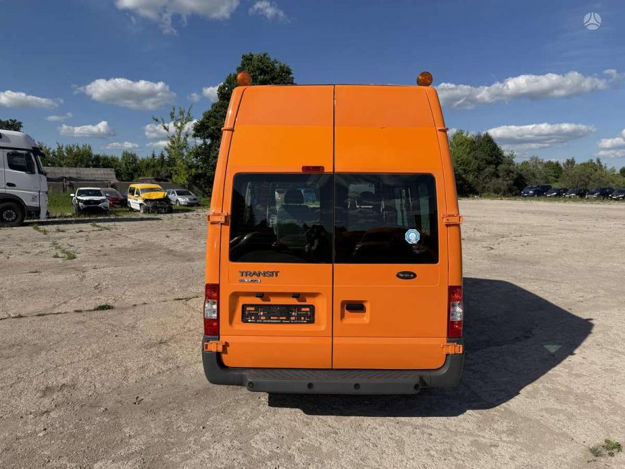 Orange Ford Transit 2012 in Kelme, with an engine capacity of 2.20 L and mileage of 182 thousand km for 7600 €, photo 7 on AUTOMOTO.COM.LV