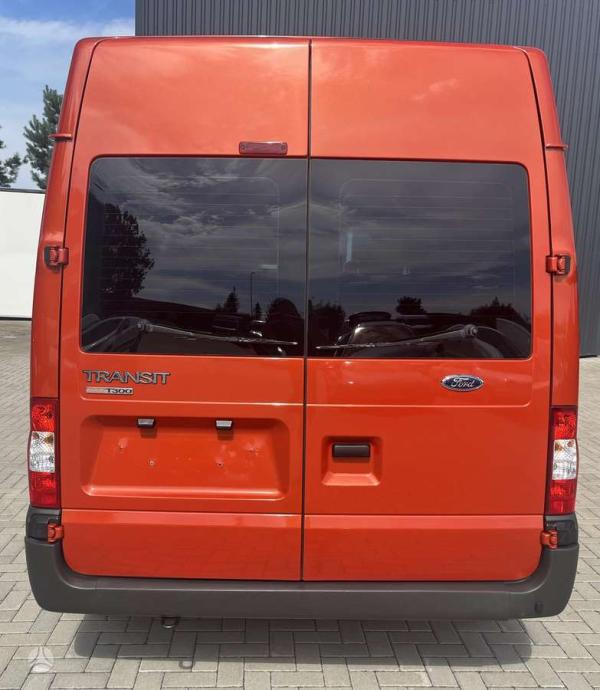 Orange Ford Transit 2012 in Taurage, with an engine capacity of 2.20 L and mileage of 245 thousand km for 6300 €, photo 8 on AUTOMOTO.COM.LV
