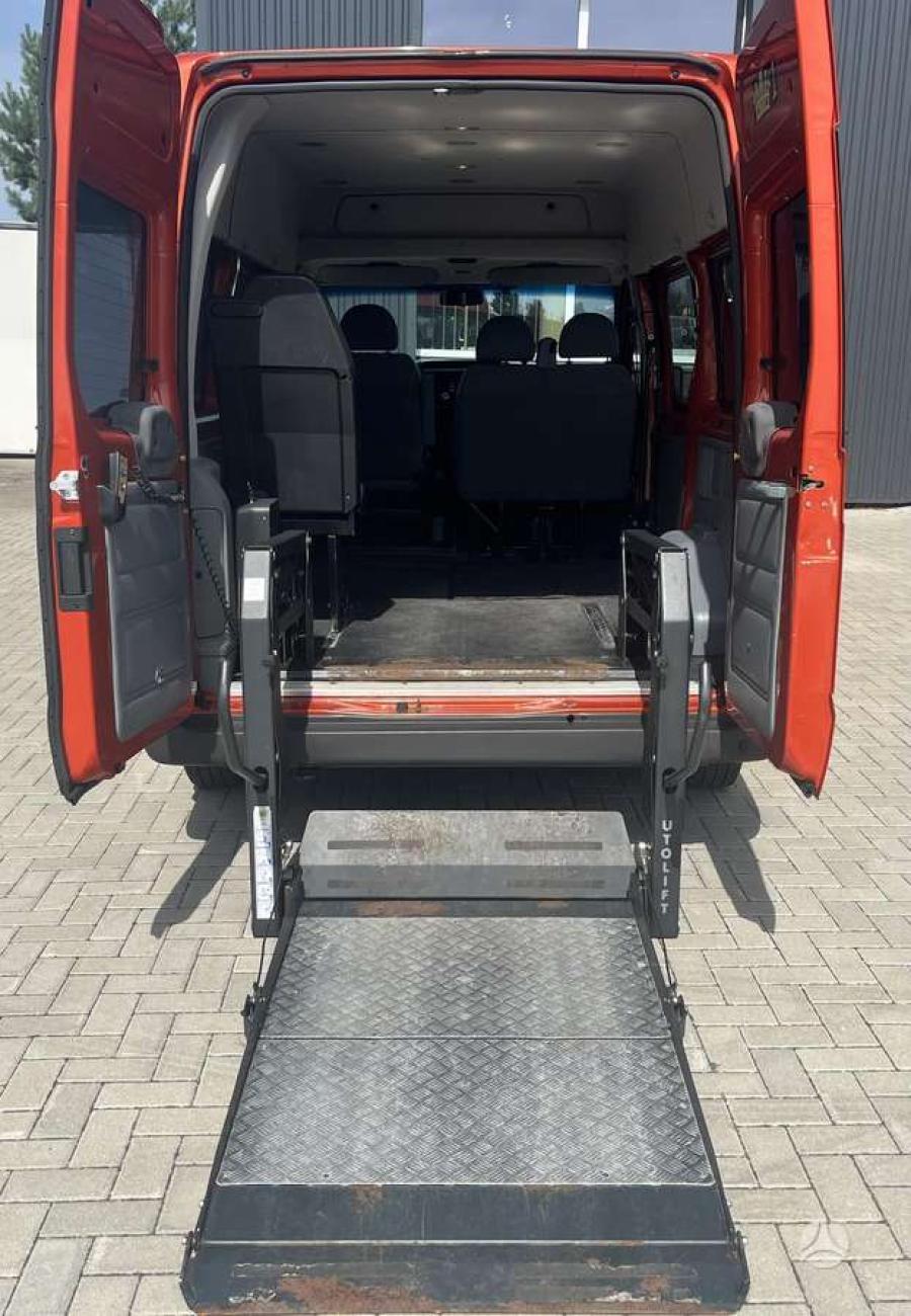 Orange Ford Transit 2012 in Taurage, with an engine capacity of 2.20 L and mileage of 245 thousand km for 6300 €, photo 10 on AUTOMOTO.COM.LV