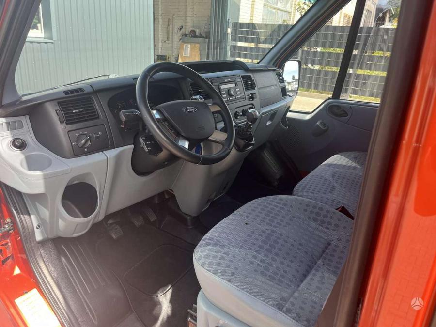 Orange Ford Transit 2012 in Taurage, with an engine capacity of 2.20 L and mileage of 245 thousand km for 6300 €, photo 14 on AUTOMOTO.COM.LV