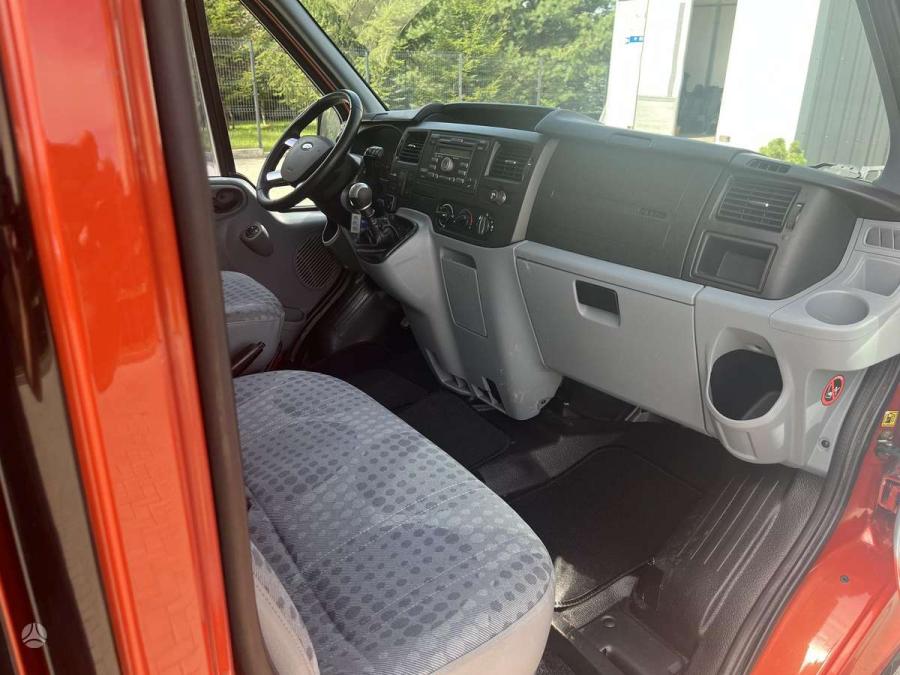 Orange Ford Transit 2012 in Taurage, with an engine capacity of 2.20 L and mileage of 245 thousand km for 6300 €, photo 15 on AUTOMOTO.COM.LV