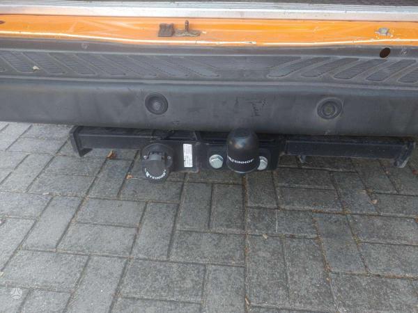 Orange Ford Transit 2013 in Kaunas, with an engine capacity of 2.20 L and mileage of 271 thousand km for 9000 €, photo 7 on AUTOMOTO.COM.LV