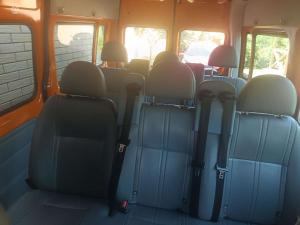 Orange Ford Transit 2013 in Kaunas, with an engine capacity of 2.20 L and mileage of 271 thousand km for 9000 €, photo 9 on AUTOMOTO.COM.LV