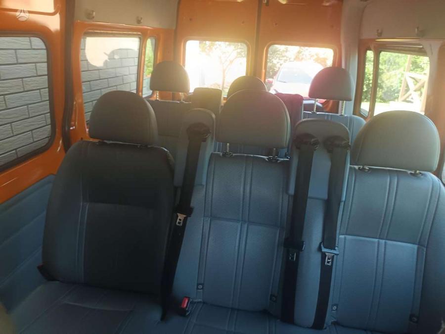 Orange Ford Transit 2013 in Kaunas, with an engine capacity of 2.20 L and mileage of 271 thousand km for 9000 €, photo 9 on AUTOMOTO.COM.LV