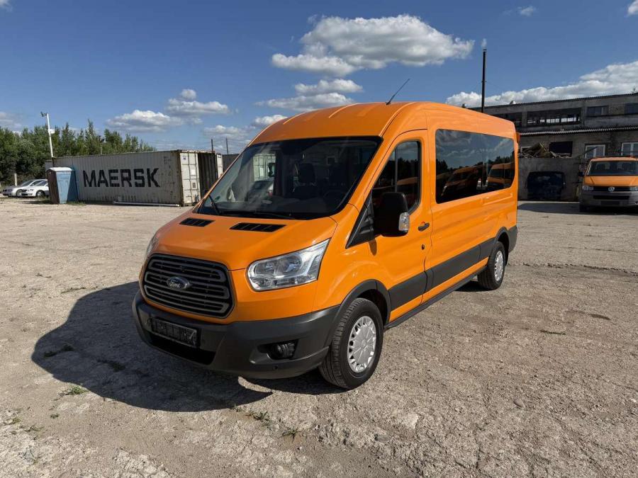 Orange Ford Transit 2016 in Kelme, with an engine capacity of 2.20 L and mileage of 216 thousand km for 12800 €, photo 4 on AUTOMOTO.COM.LV