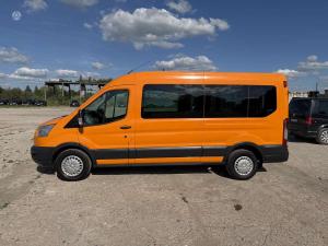 Orange Ford Transit 2016 in Kelme, with an engine capacity of 2.20 L and mileage of 216 thousand km for 12800 €, photo 5 on AUTOMOTO.COM.LV