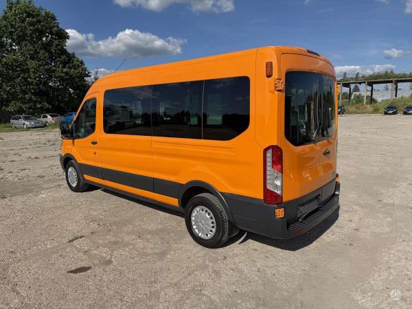 Orange Ford Transit 2016 in Kelme, with an engine capacity of 2.20 L and mileage of 216 thousand km for 12800 €, photo 5 on AUTOMOTO.COM.LV