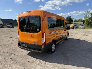 Orange Ford Transit 2016 in Kelme, with an engine capacity of 2.20 L and mileage of 216 thousand km for 12800 €, photo 8 on AUTOMOTO.COM.LV