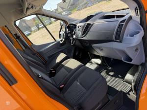 Orange Ford Transit 2016 in Kelme, with an engine capacity of 2.20 L and mileage of 216 thousand km for 12800 €, photo 11 on AUTOMOTO.COM.LV