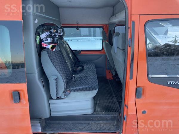 Orange Ford Transit 2007 in Riga, with an engine capacity of 2.40 L and mileage of 500 thousand km for 3550 €, photo 6 on AUTOMOTO.COM.LV
