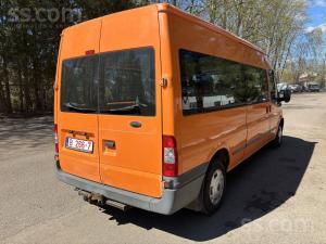 Orange Ford Transit 2011 in Ogre, with an engine capacity of 2.20 L and mileage of 93 thousand km for 7980 €, photo 8 on AUTOMOTO.COM.LV