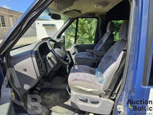 Ford Transit 2002 Marijampole, ar dzinēja tilpumu 2.00 L un nobraukumu 337 tūkst. km par 110 €, foto 7 vietnē AUTOMOTO.COM.LV