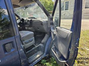 Ford Transit 2002 Marijampole, ar dzinēja tilpumu 2.00 L un nobraukumu 337 tūkst. km par 110 €, foto 10 vietnē AUTOMOTO.COM.LV