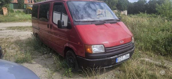 Sarkans Ford Transit 1991 Kauņa, ar dzinēja tilpumu 2.50 L un nobraukumu 180 tūkst. km par 800 €, foto 2 vietnē AUTOMOTO.COM.LV