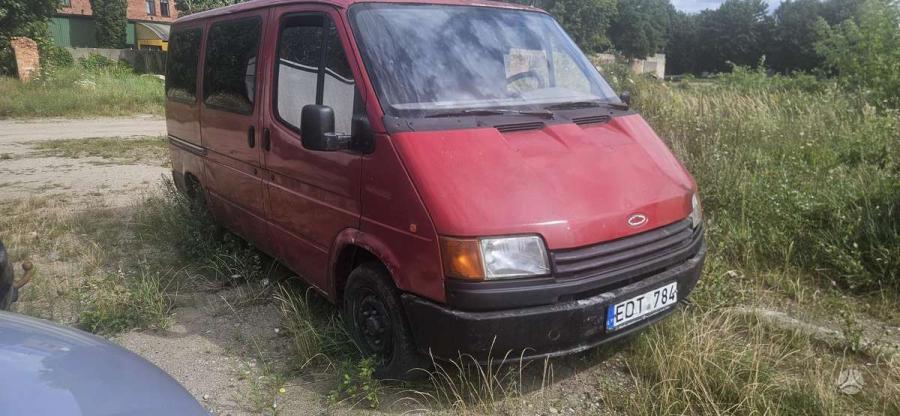 Sarkans Ford Transit 1991 Kauņa, ar dzinēja tilpumu 2.50 L un nobraukumu 180 tūkst. km par 800 €, foto 3 vietnē AUTOMOTO.COM.LV