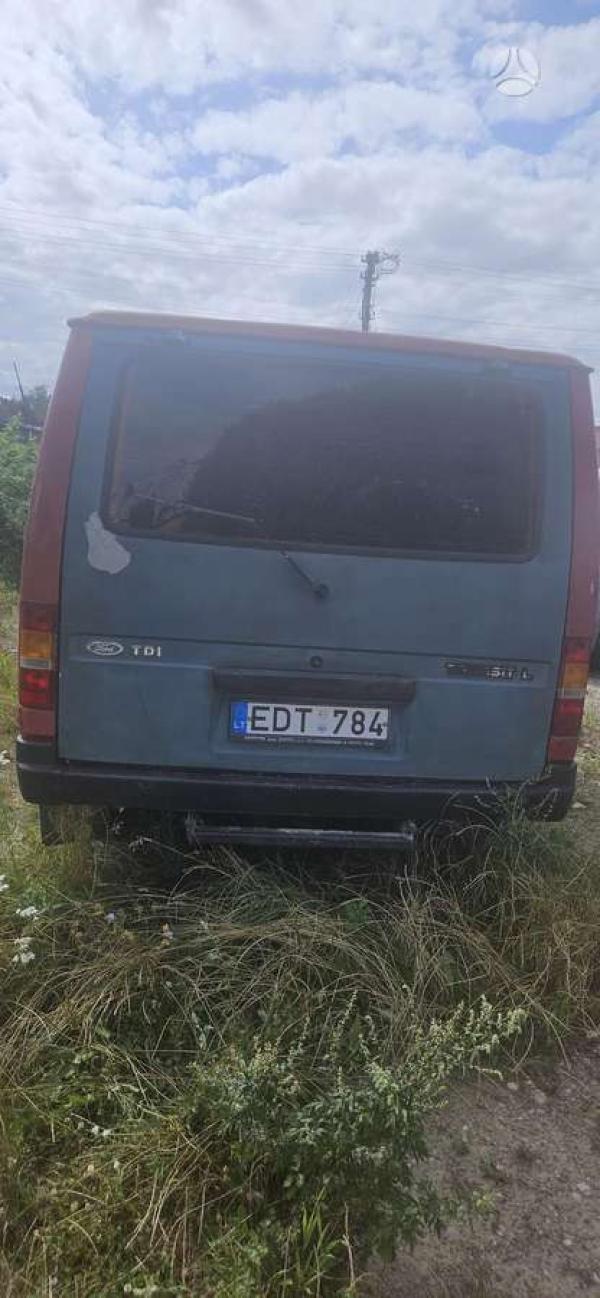 Sarkans Ford Transit 1991 Kauņa, ar dzinēja tilpumu 2.50 L un nobraukumu 180 tūkst. km par 800 €, foto 5 vietnē AUTOMOTO.COM.LV