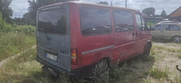 Sarkans Ford Transit 1991 Kauņa, ar dzinēja tilpumu 2.50 L un nobraukumu 180 tūkst. km par 800 €, foto 6 vietnē AUTOMOTO.COM.LV