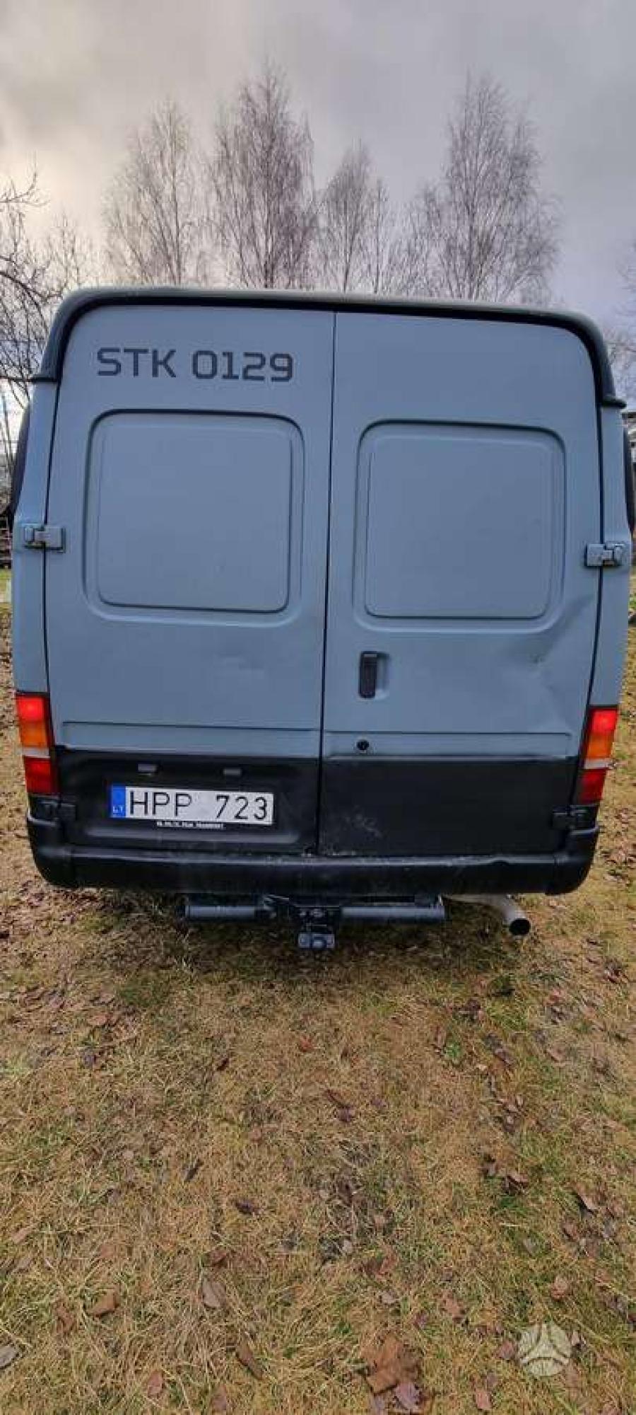 Sarkans Ford Transit 1998 Viļņa, ar dzinēja tilpumu 2.50 L un nobraukumu 250 tūkst. km par 1400 €, foto 3 vietnē AUTOMOTO.COM.LV