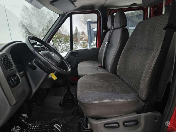 Sarkans Ford Transit 2003 Pakruojis, ar dzinēja tilpumu 2.40 L un nobraukumu 208 tūkst. km par 3100 €, foto 10 vietnē AUTOMOTO.COM.LV