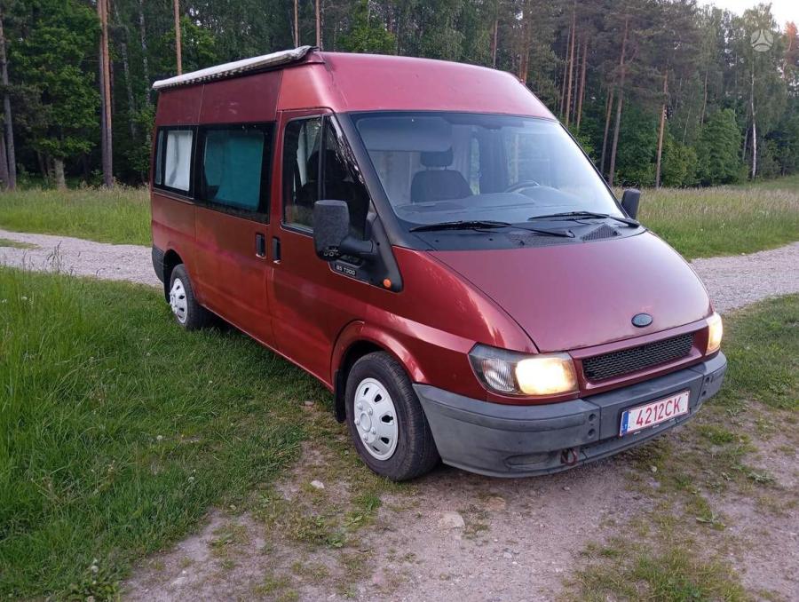 Sarkans Ford Transit 2004 Viļņa, ar dzinēja tilpumu 2.00 L un nobraukumu 250 tūkst. km par 2999 €, foto 18 vietnē AUTOMOTO.COM.LV