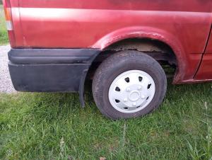 Sarkans Ford Transit 2004 Viļņa, ar dzinēja tilpumu 2.00 L un nobraukumu 250 tūkst. km par 2999 €, foto 20 vietnē AUTOMOTO.COM.LV