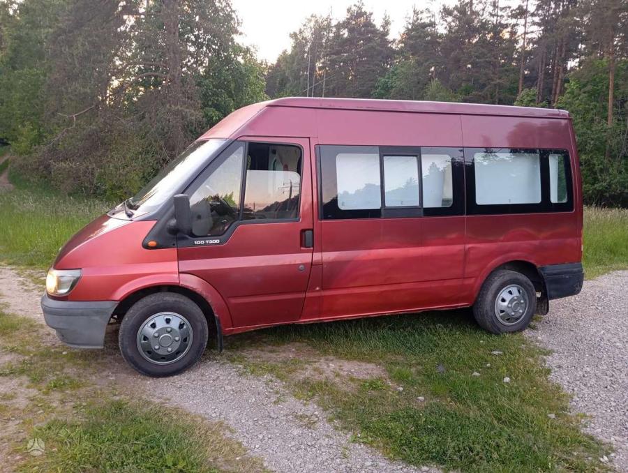 Sarkans Ford Transit 2004 Viļņa, ar dzinēja tilpumu 2.00 L un nobraukumu 250 tūkst. km par 2999 €, foto 25 vietnē AUTOMOTO.COM.LV
