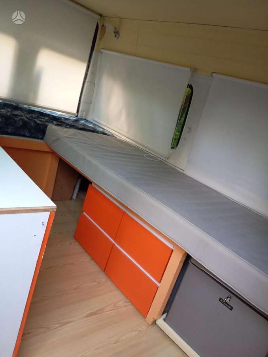 Sarkans Ford Transit 2004 Viļņa, ar dzinēja tilpumu 2.00 L un nobraukumu 250 tūkst. km par 2999 €, foto 35 vietnē AUTOMOTO.COM.LV