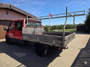 Sarkans Ford Transit 2005 Plungė, ar dzinēja tilpumu 2.50 L un nobraukumu 162 tūkst. km par 1950 €, foto  vietnē AUTOMOTO.COM.LV