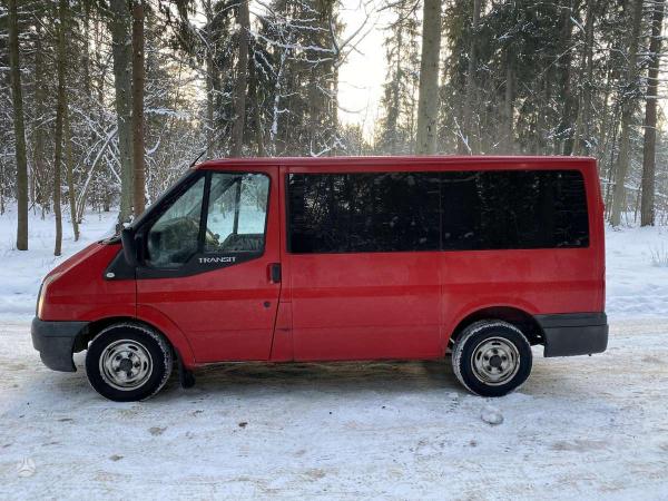 Red Ford Transit 2006 in Vilnius, with an engine capacity of 2.20 L and mileage of 232 thousand km for 4200 €, photo 5 on AUTOMOTO.COM.LV