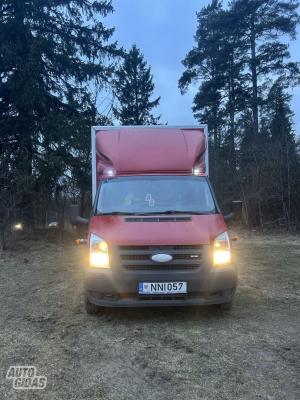 Sarkans Ford Transit 2006 Viļņa, ar dzinēja tilpumu 2.40 L un nobraukumu 357 tūkst. km par 3900 €, foto 3 vietnē AUTOMOTO.COM.LV