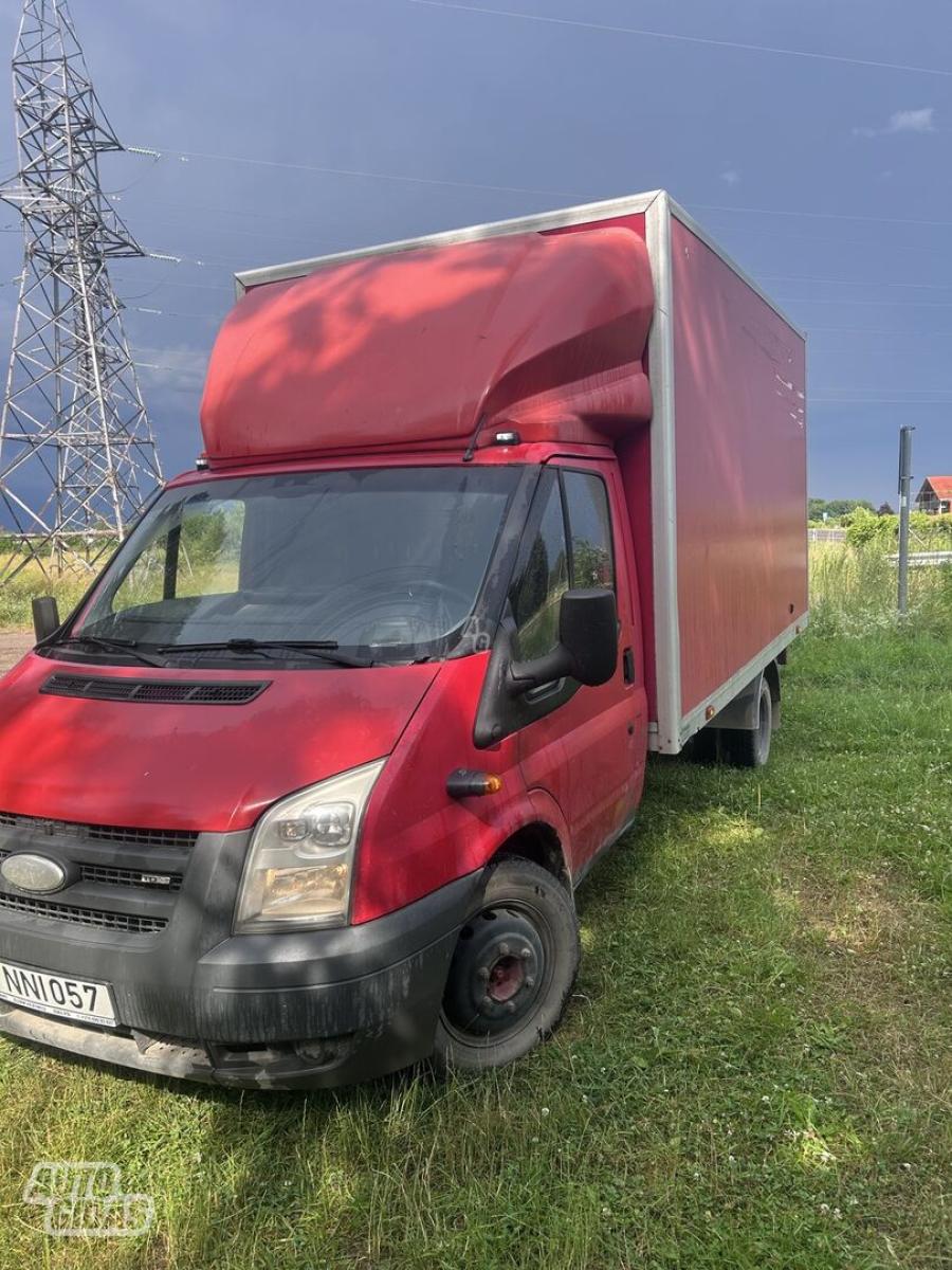 Sarkans Ford Transit 2006 Viļņa, ar dzinēja tilpumu 2.40 L un nobraukumu 357 tūkst. km par 3800 €, foto 4 vietnē AUTOMOTO.COM.LV