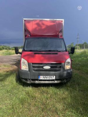 Sarkans Ford Transit 2006 Viļņa, ar dzinēja tilpumu 2.40 L un nobraukumu 357 tūkst. km par 4000 €, foto 3 vietnē AUTOMOTO.COM.LV