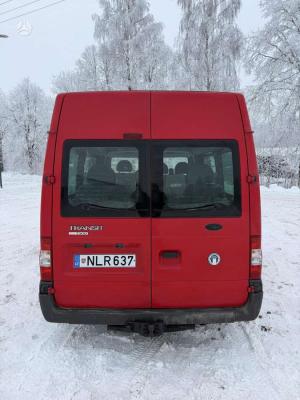 Red Ford Transit 2007 in Skaudvile, with an engine capacity of 2.20 L and mileage of 236 thousand km for 4700 €, photo 5 on AUTOMOTO.COM.LV