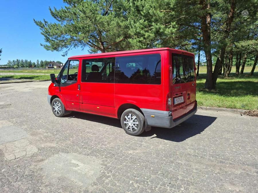 Sarkans Ford Transit 2007 Šilutė, ar dzinēja tilpumu 2.20 L un nobraukumu 346 tūkst. km par 3350 €, foto 3 vietnē AUTOMOTO.COM.LV