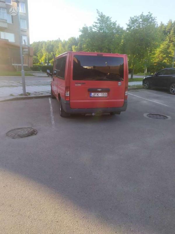 Sarkans Ford Transit 2007 Visaginas, ar dzinēja tilpumu 2.20 L un nobraukumu 630 tūkst. km par 3500 €, foto 2 vietnē AUTOMOTO.COM.LV