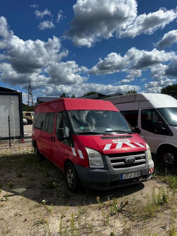 Sarkans Ford Transit 2008 Jonava, ar dzinēja tilpumu 2.20 L un nobraukumu 285 tūkst. km par 2100 €, foto 3 vietnē AUTOMOTO.COM.LV