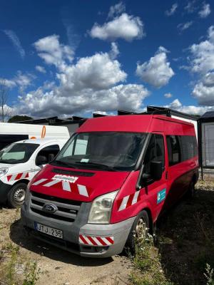 Sarkans Ford Transit 2008 Jonava, ar dzinēja tilpumu 2.20 L un nobraukumu 285 tūkst. km par 2100 €, foto 4 vietnē AUTOMOTO.COM.LV