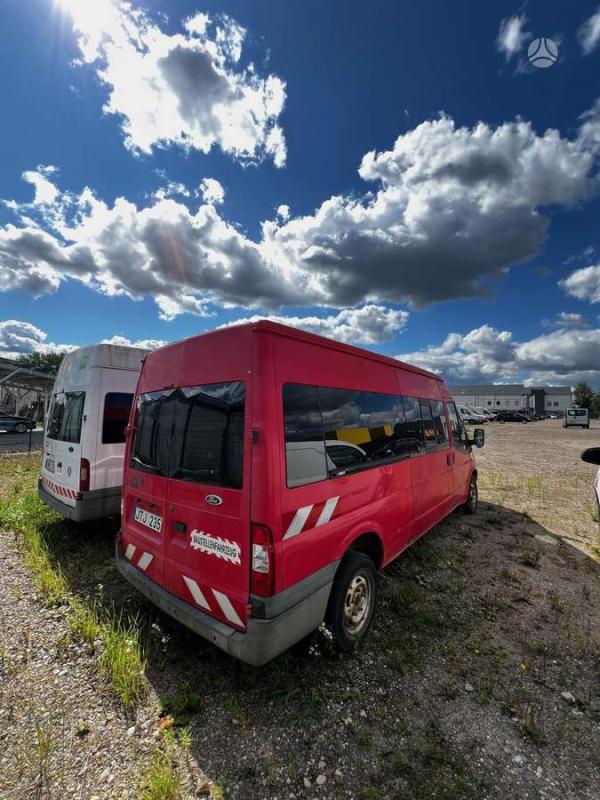 Sarkans Ford Transit 2008 Jonava, ar dzinēja tilpumu 2.20 L un nobraukumu 285 tūkst. km par 2100 €, foto 5 vietnē AUTOMOTO.COM.LV