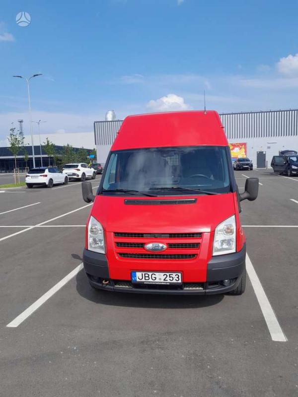 Sarkans Ford Transit 2009 Kauņa, ar dzinēja tilpumu 2.20 L un nobraukumu 377 tūkst. km par 4900 €, foto 2 vietnē AUTOMOTO.COM.LV