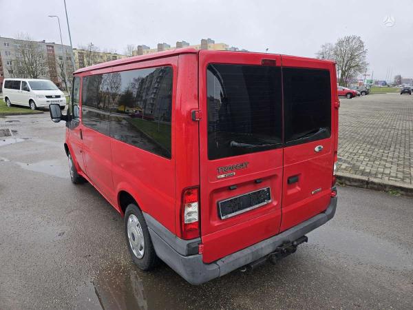 Red Ford Transit 2010 in Siauliai, with an engine capacity of 2.20 L and mileage of 196 thousand km for 5300 €, photo 3 on AUTOMOTO.COM.LV