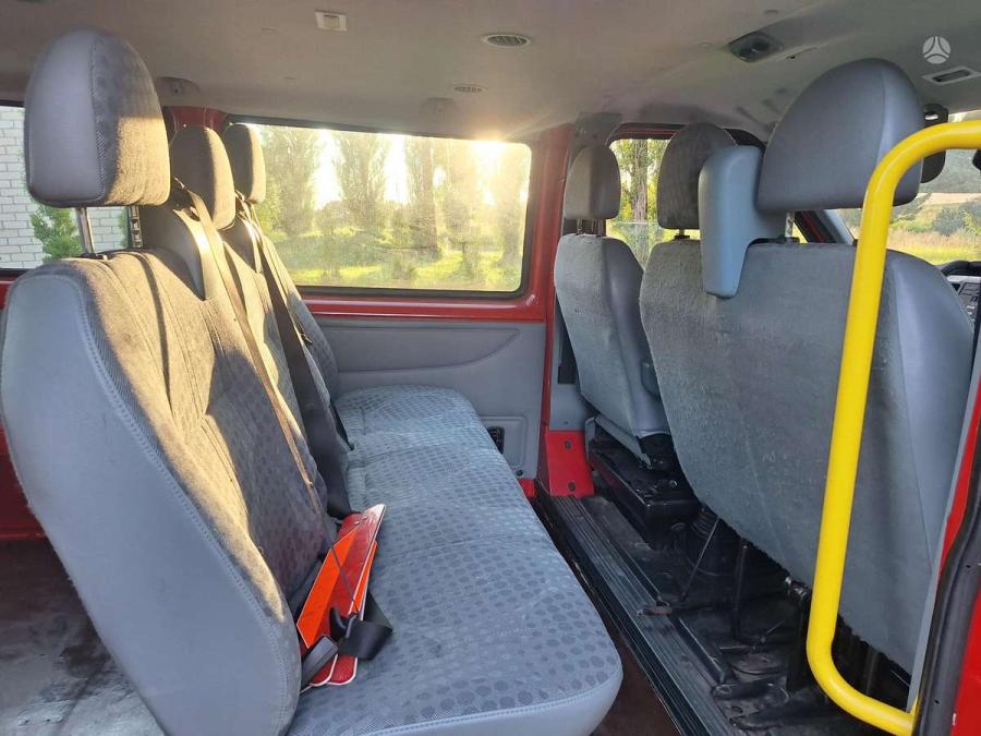 Red Ford Transit 2010 in Taurage, with an engine capacity of 2.20 L and mileage of 217 thousand km for 4000 €, photo 7 on AUTOMOTO.COM.LV