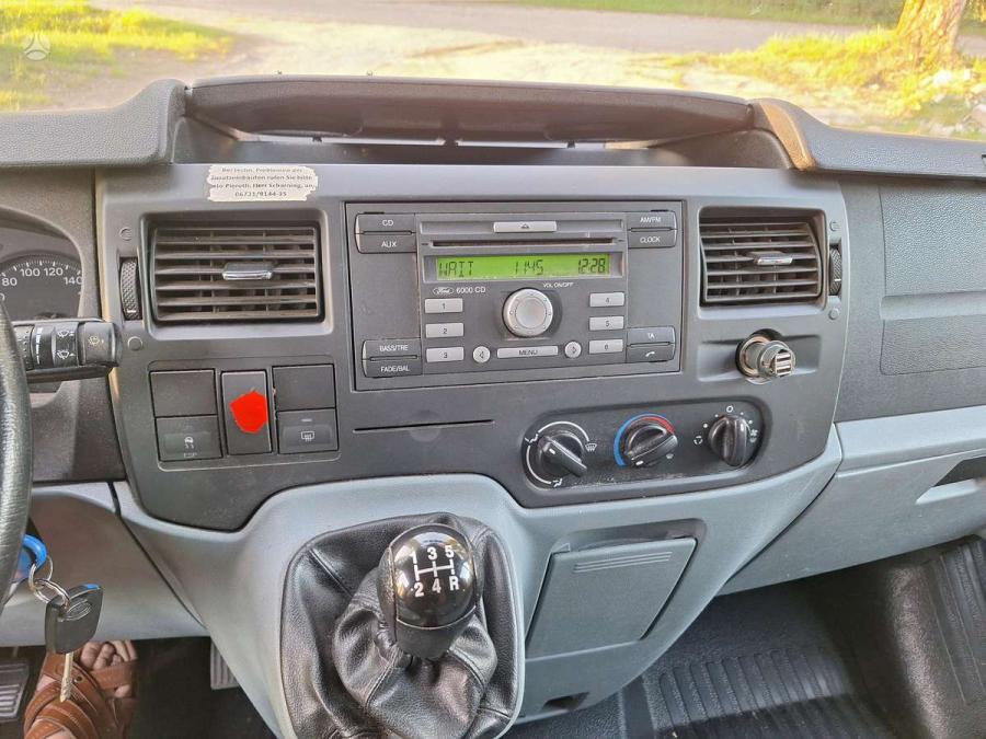 Red Ford Transit 2010 in Taurage, with an engine capacity of 2.20 L and mileage of 217 thousand km for 4000 €, photo 10 on AUTOMOTO.COM.LV
