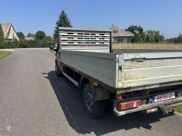 Sarkans Ford Transit 2010 Alīta, ar dzinēja tilpumu 2.40 L un nobraukumu 234 tūkst. km par 4200 €, foto 2 vietnē AUTOMOTO.COM.LV
