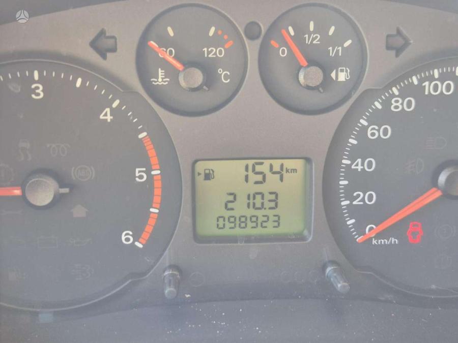 Sarkans Ford Transit 2011 Tauragė, ar dzinēja tilpumu 2.20 L un nobraukumu 98 tūkst. km par 4700 €, foto 15 vietnē AUTOMOTO.COM.LV