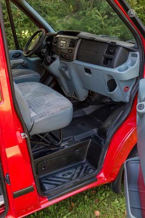 Sarkans Ford Transit 2011 Klaipėda, ar dzinēja tilpumu 2.20 L un nobraukumu 264 tūkst. km par 6500 €, foto 17 vietnē AUTOMOTO.COM.LV