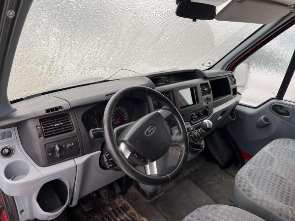 Sarkans Ford Transit 2012 Viļņa, ar dzinēja tilpumu 2.00 L un nobraukumu 280 tūkst. km par 2500 €, foto 7 vietnē AUTOMOTO.COM.LV