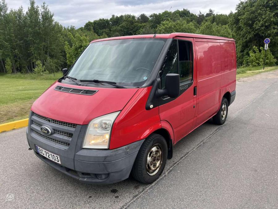 Red Ford Transit 2012 in Vilnius, with an engine capacity of 2.20 L and mileage of 2800 thousand km for 2900 €, photo 3 on AUTOMOTO.COM.LV