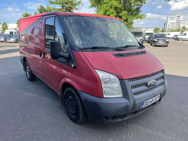 Red Ford Transit 2012 in Vilnius, with an engine capacity of 2.20 L and mileage of 280 thousand km for 2950 €, photo 2 on AUTOMOTO.COM.LV