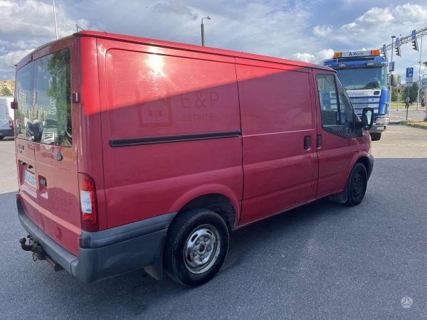 Red Ford Transit 2012 in Vilnius, with an engine capacity of 2.20 L and mileage of 280 thousand km for 2950 €, photo 3 on AUTOMOTO.COM.LV